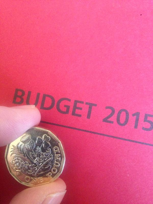 New £1 coin “tails” side is designed by 15 year-old-schoolboy - Design Week