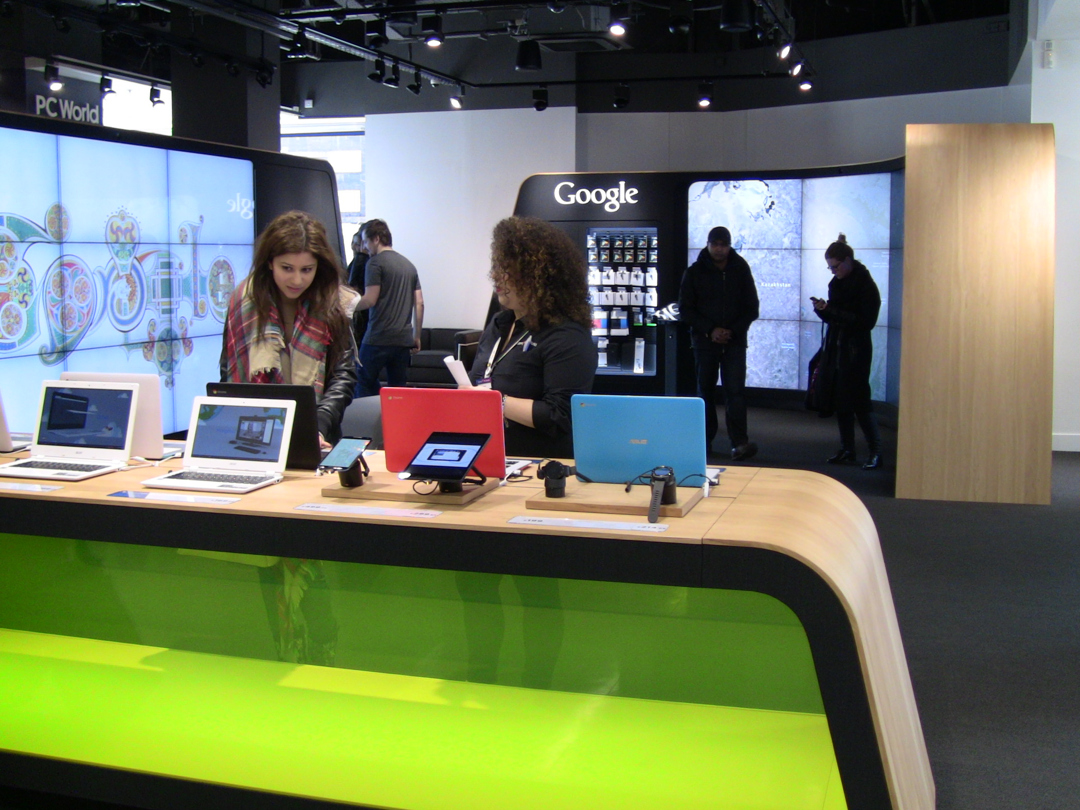 Google opens first branded physical store - Design Week