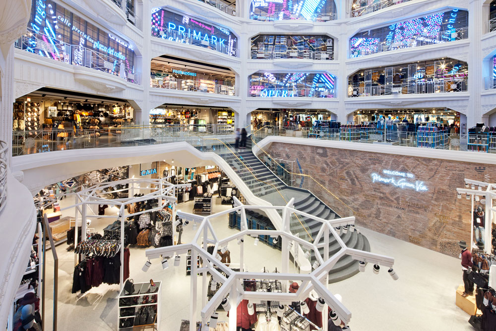 New Primark flagship store includes 11 LED screens - Design Week