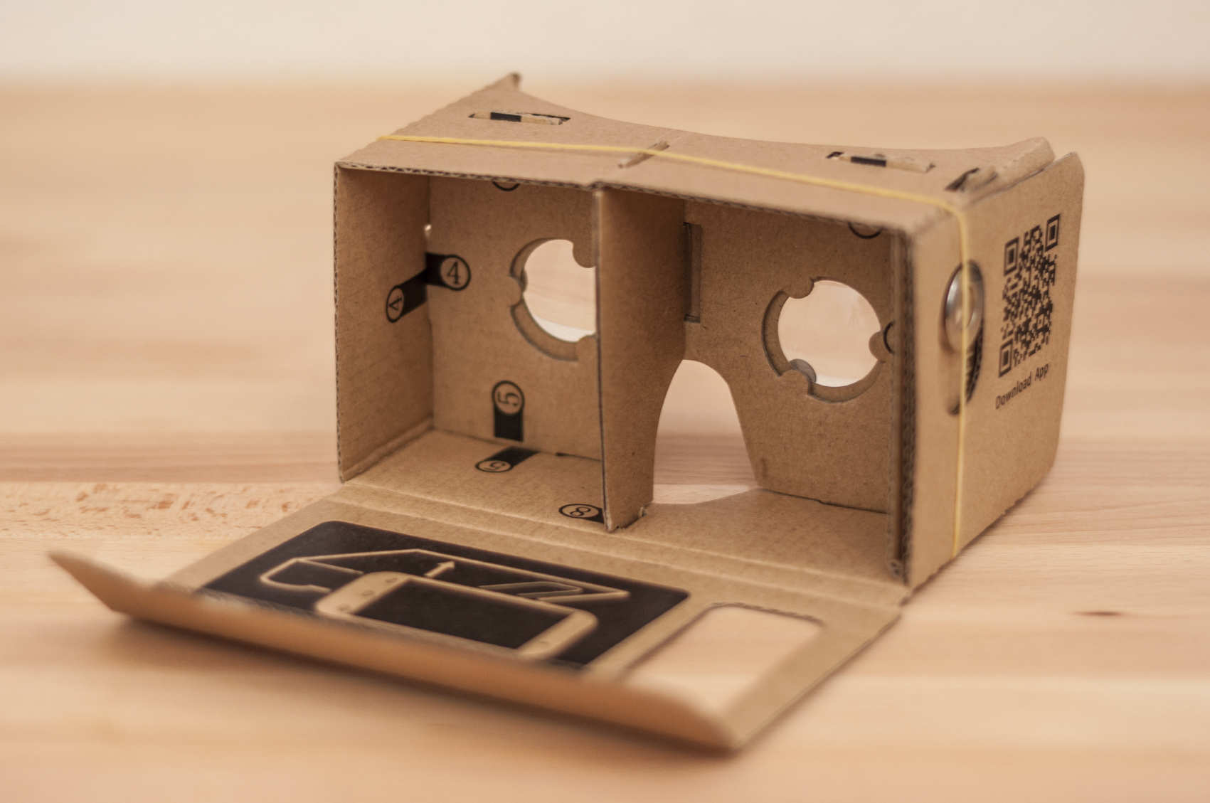 Google “building standalone VR headset” - Design Week