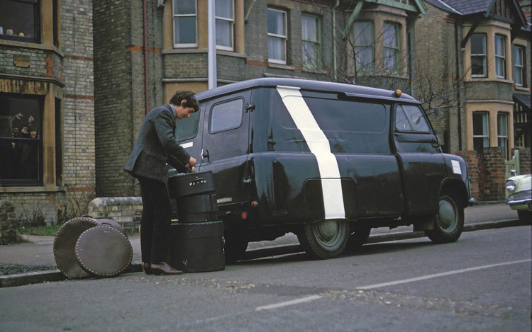 Pentagram’s Harry Pearce: “Design takes a backseat” in Pink Floyd ...