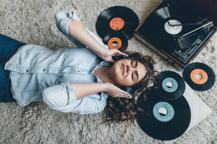 How music can help creatives living with anxiety and depression ...